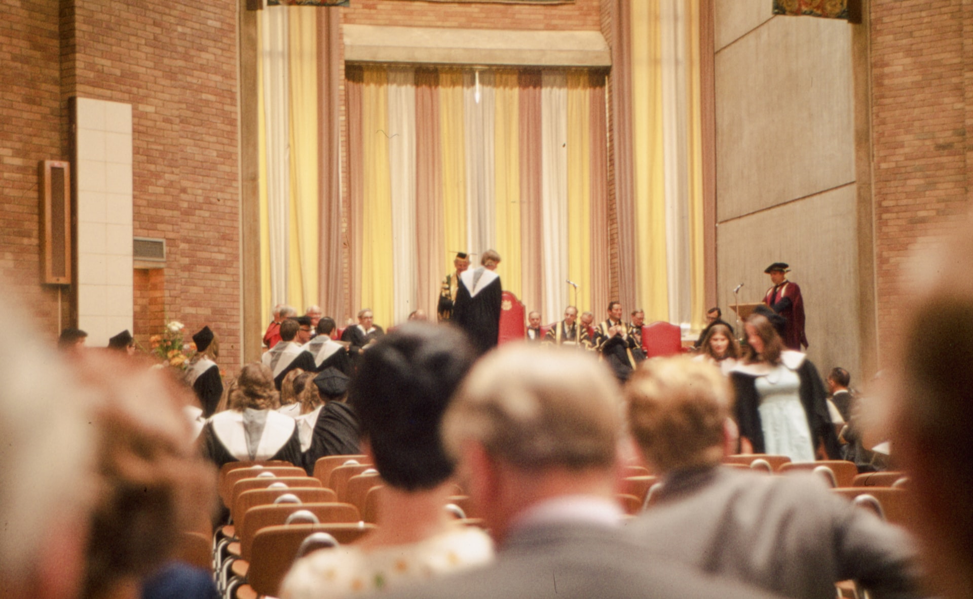 Mastering the Art of Commencement Speech Writing: Your Ultimate Guide ...